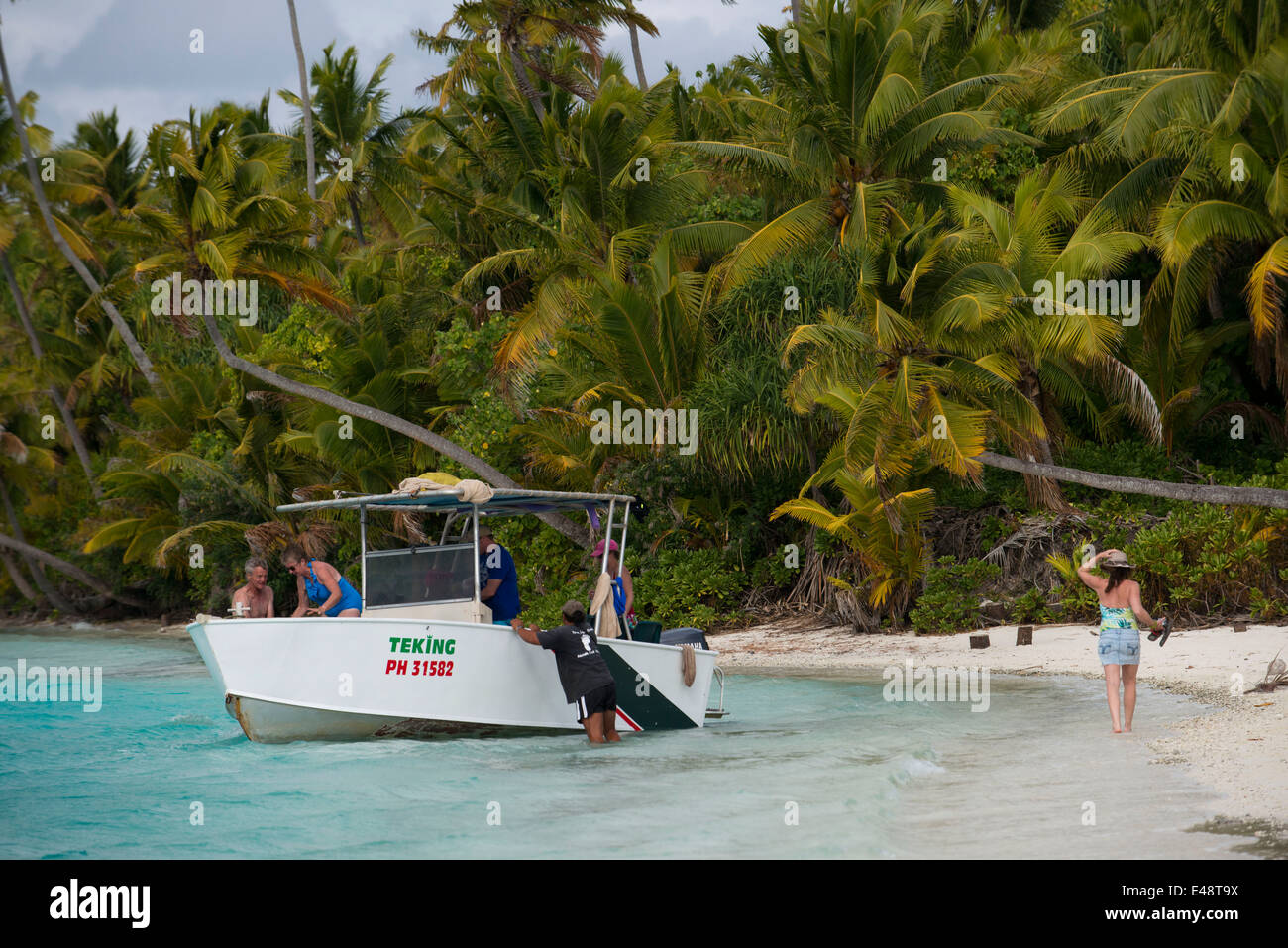 Aitutaki. Cook Island. Polynesia. South Pacific Ocean. Several tourist ...
