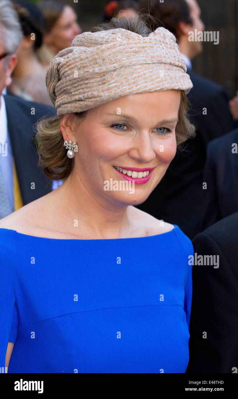 Queen mathilde wedding hi-res stock photography and images - Alamy