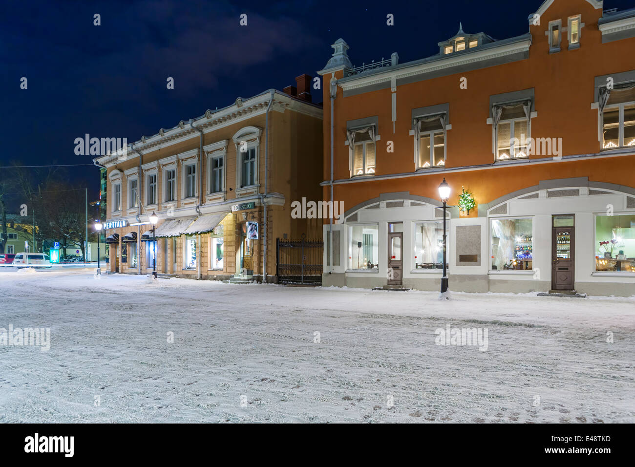 One cold night hi-res stock photography and images - Alamy