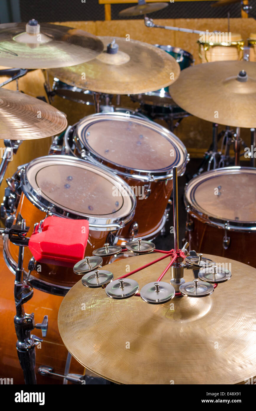 A closeup take of a classic drum kit Stock Photo - Alamy