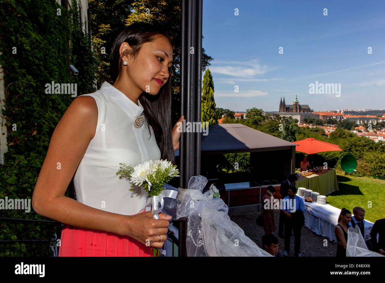 Exterior window of restaurant hi-res stock photography and images - Alamy