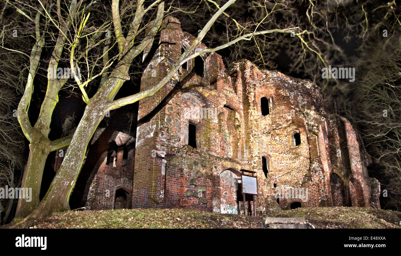 Old ruined castle at night Stock Photo - Alamy