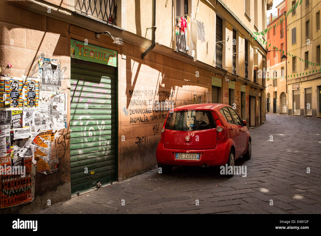Posters and graffiti hi-res stock photography and images - Alamy