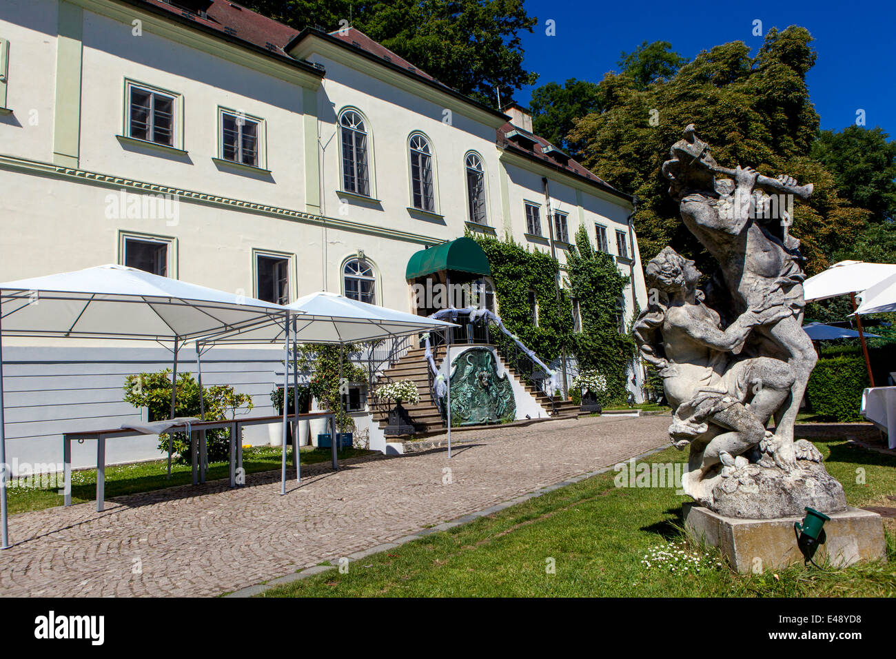 Restaurant Nebozizek Prague Czech Republic Stock Photo - Alamy