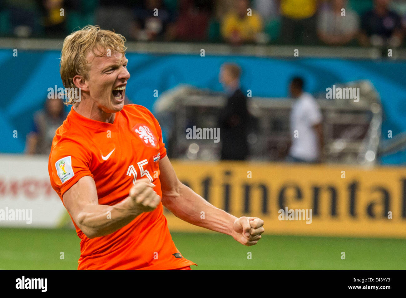 Football soccer dirk kuyt hi-res stock photography and images - Alamy