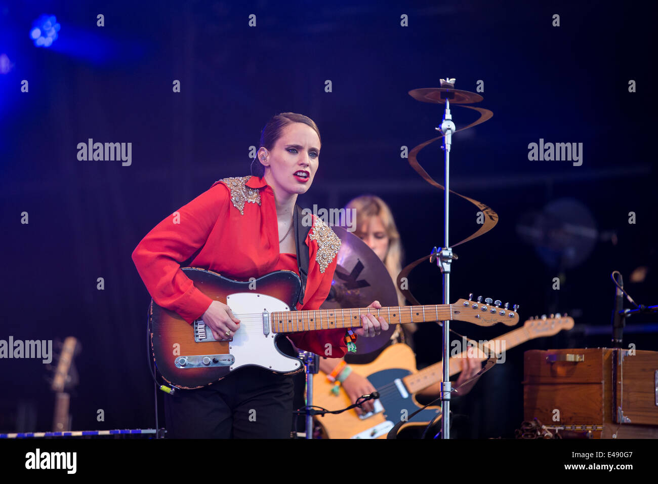 Anna calvi on stage hi-res stock photography and images - Alamy