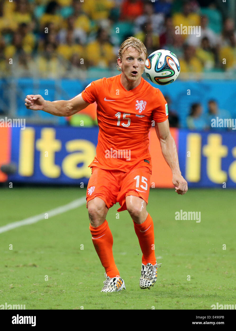 Netherlands costa rica 2014 world cup hi-res stock photography and ...