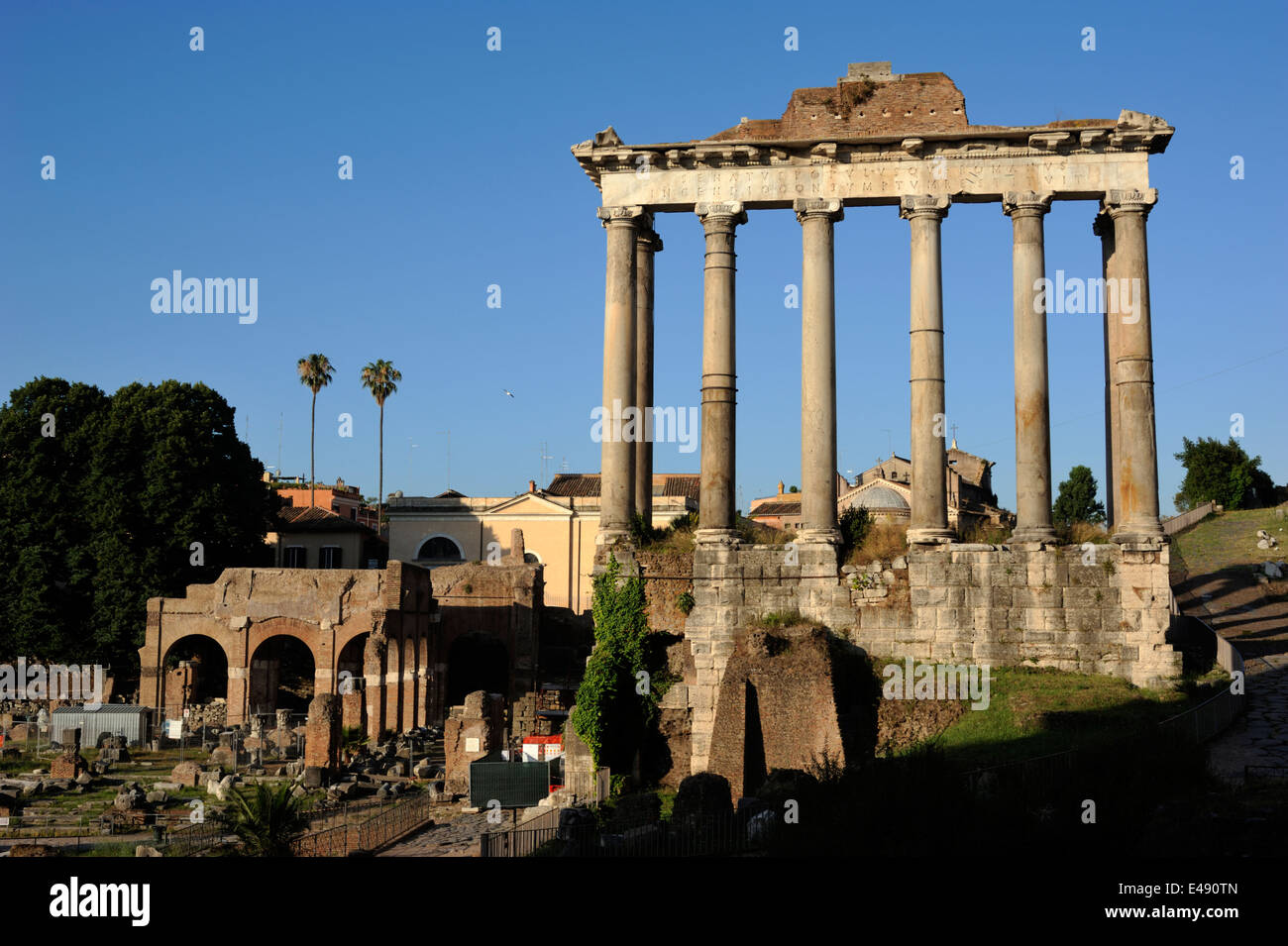 Saturn temples hi-res stock photography and images - Alamy