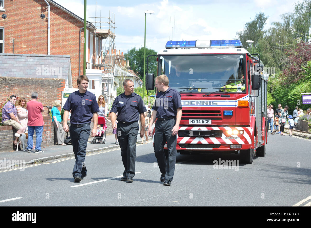 Summer parade hi-res stock photography and images - Alamy