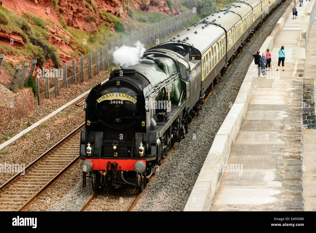 Dawlish train steam hi-res stock photography and images - Alamy