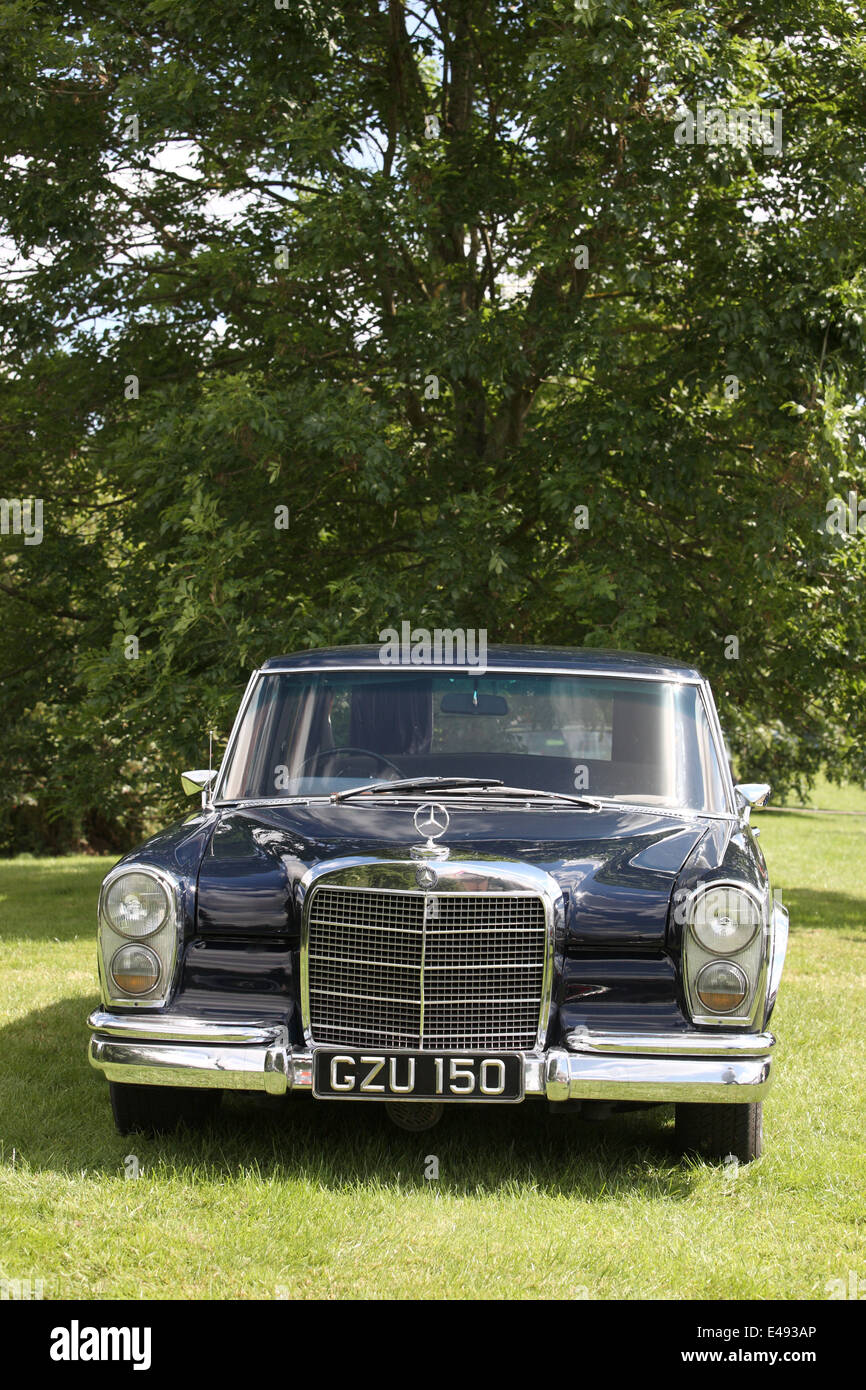 Mercedes benz w109 hi-res stock photography and images - Alamy