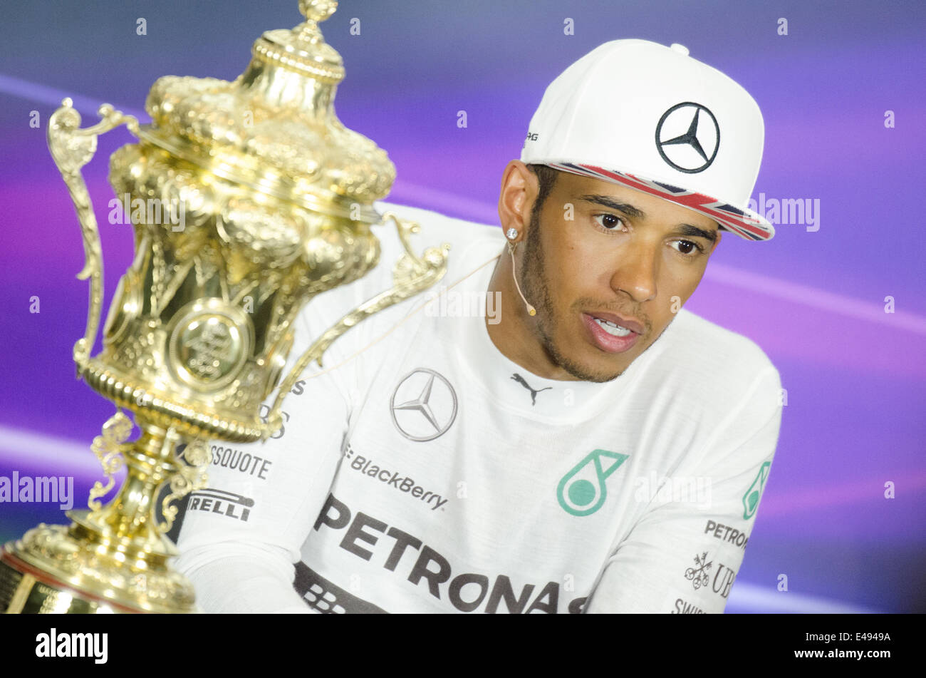 Lewis Hamilton wins the 2014 British Formula 1 Grand Prix, Silverstone ...