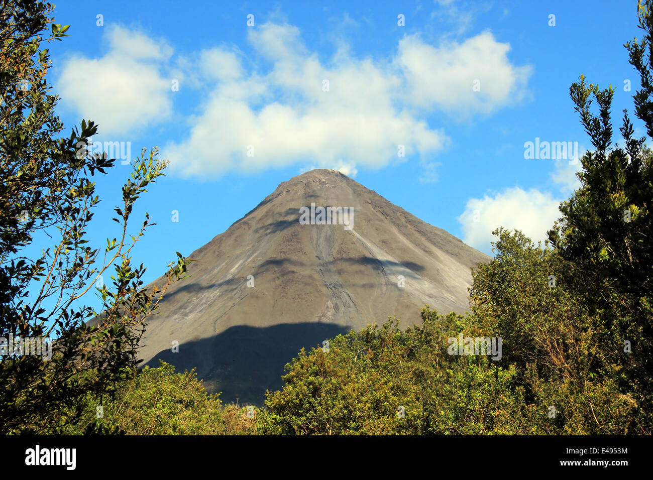 Arenal Volcano, La Fortuna, Costa Rica Stock Photo - Alamy