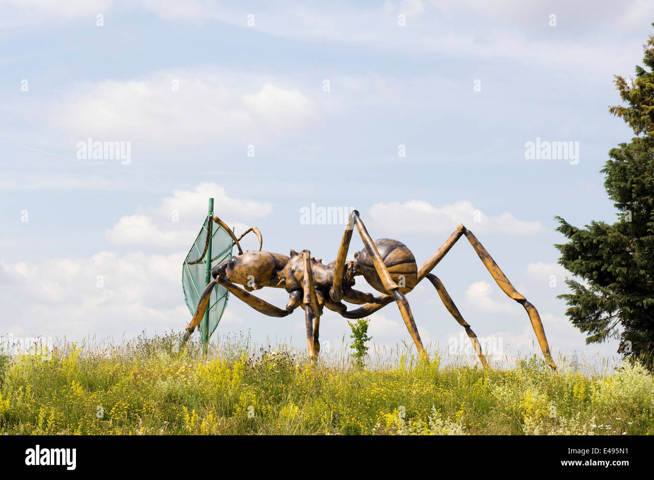 Giant Metal Sculptures High Resolution Stock Photography and Images - Alamy
