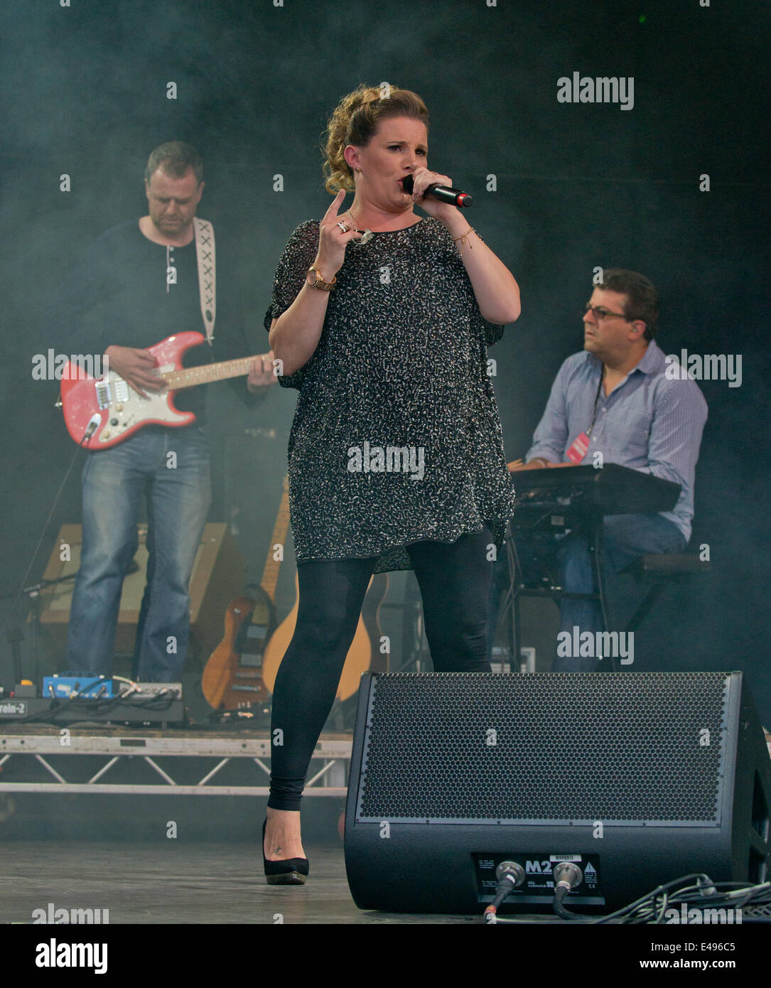 Sam bailey x factor hi-res stock photography and images - Alamy