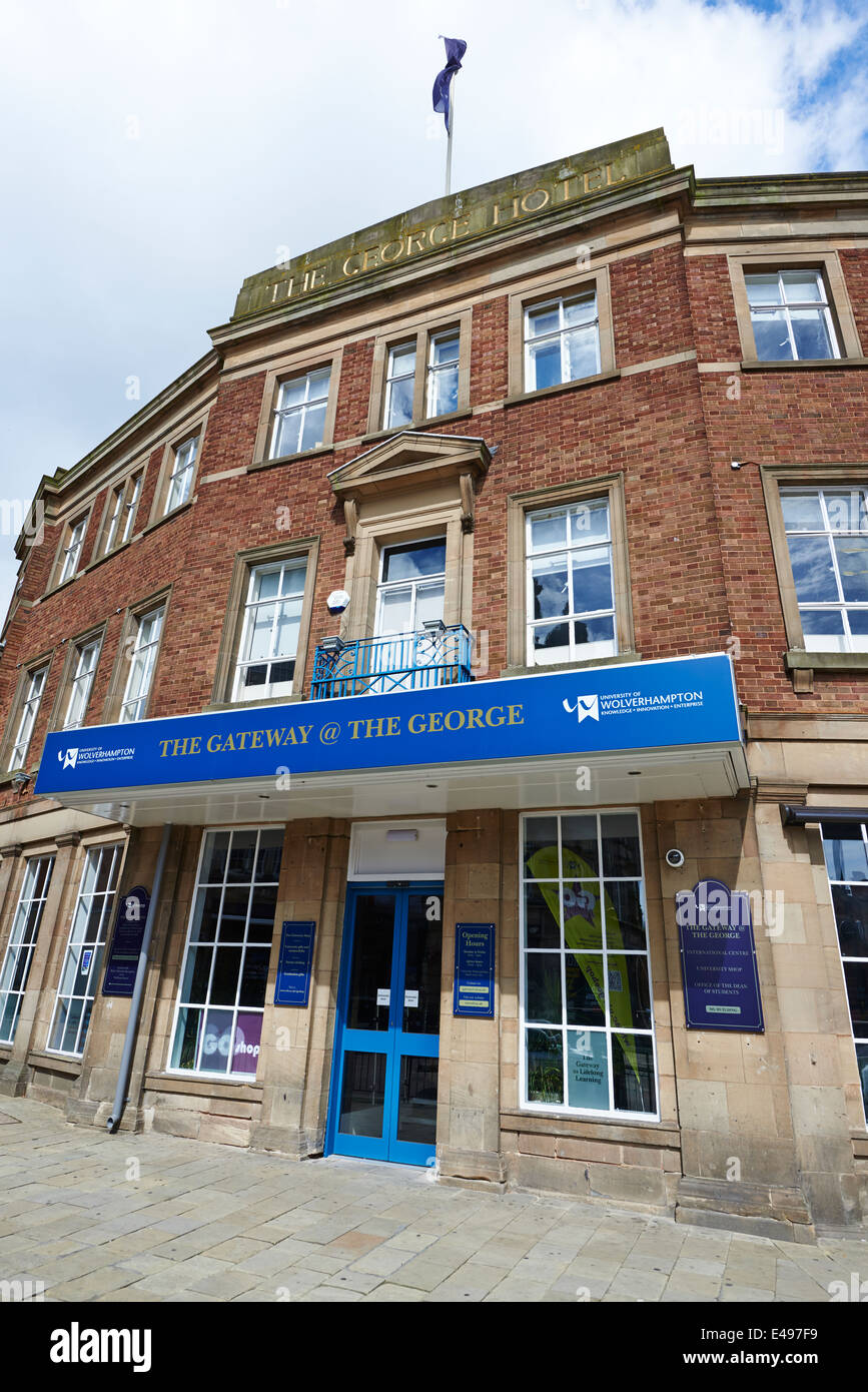 Wolverhampton university building hi-res stock photography and images ...