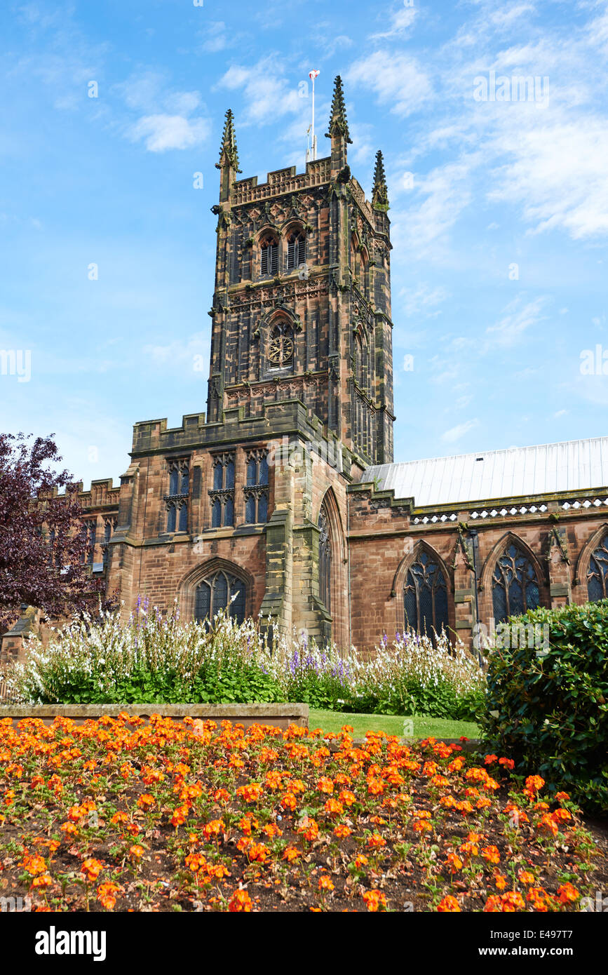 St peters collegiate church wolverhampton hi-res stock photography and ...