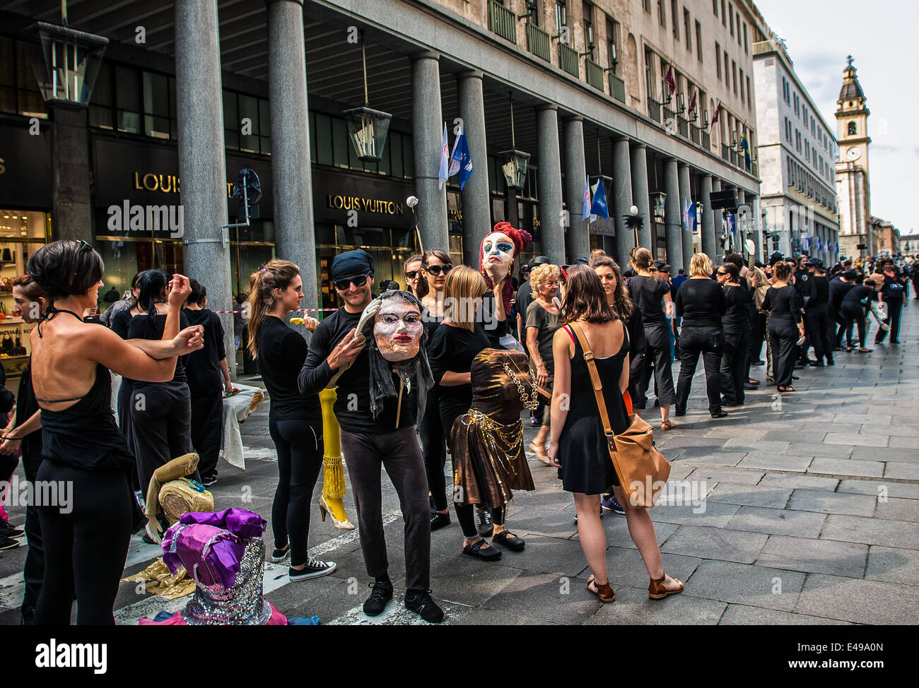 Turin, Italy. 6th July, 2014. Starting from Piazza S. Carlo.Torino ...