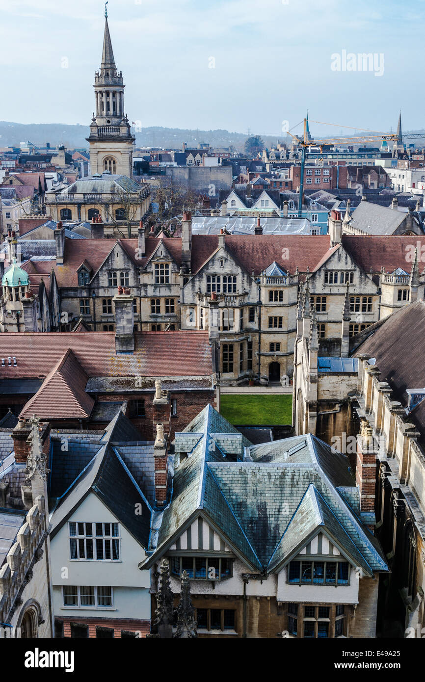 Rooftops uk hi-res stock photography and images - Alamy