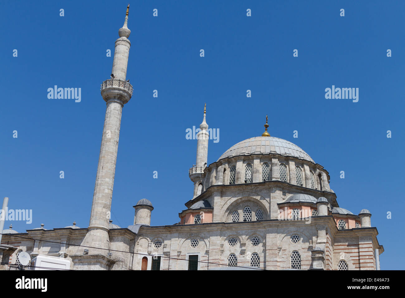 Laleli Mosque in Istanbul Stock Photo - Alamy