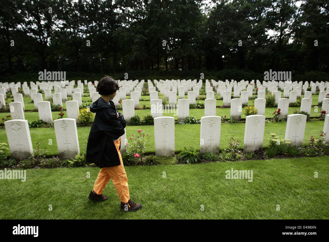 Arnhem Oosterkeek Cemetery War, memory of the liberation of Arnhem and ...