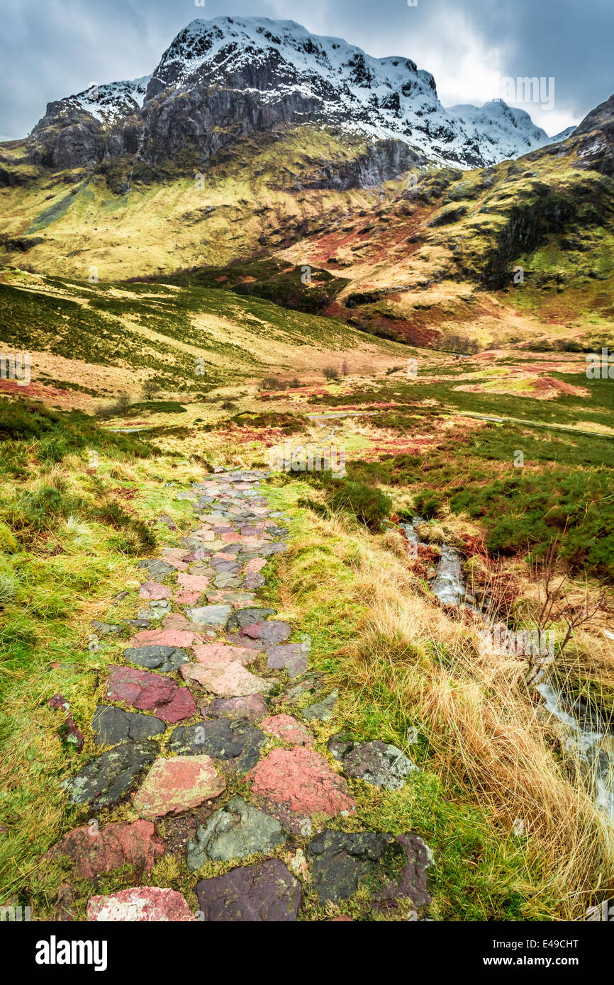 Scotland rain footpath hi-res stock photography and images - Alamy