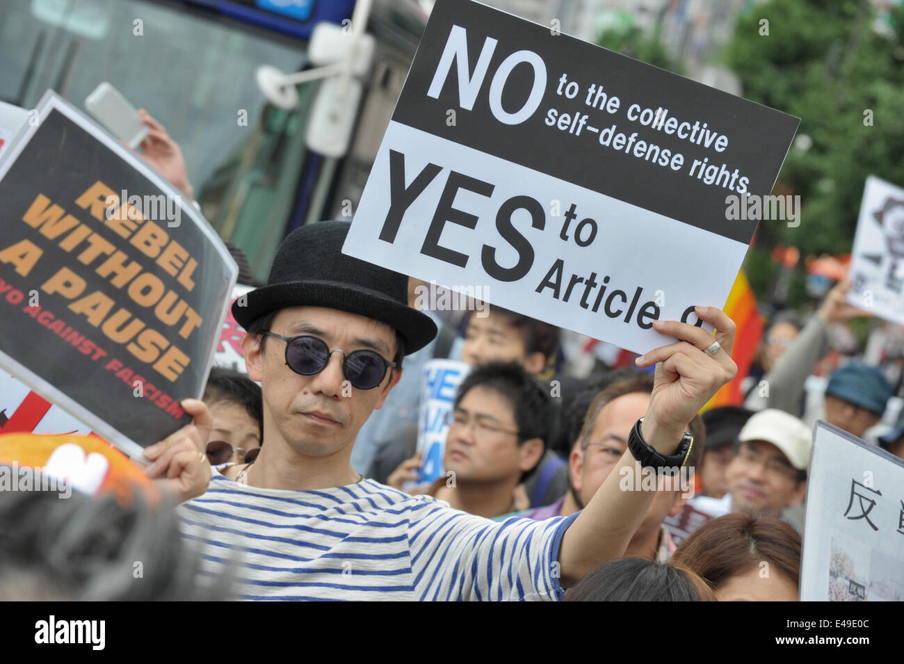 Protest against the Abe Cabinet's new interpretation of Japan's ...