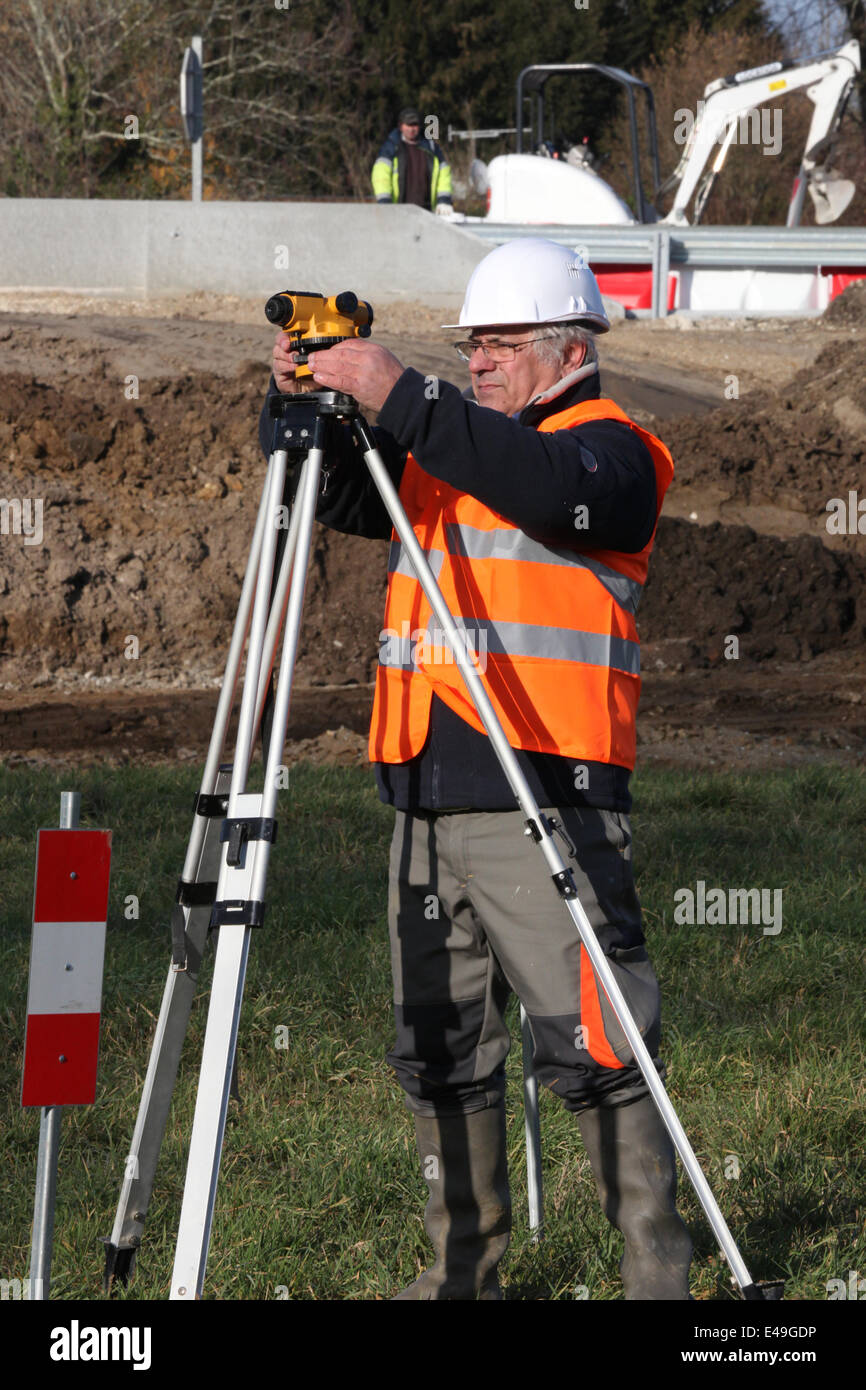 Topographic surveying hi-res stock photography and images - Alamy