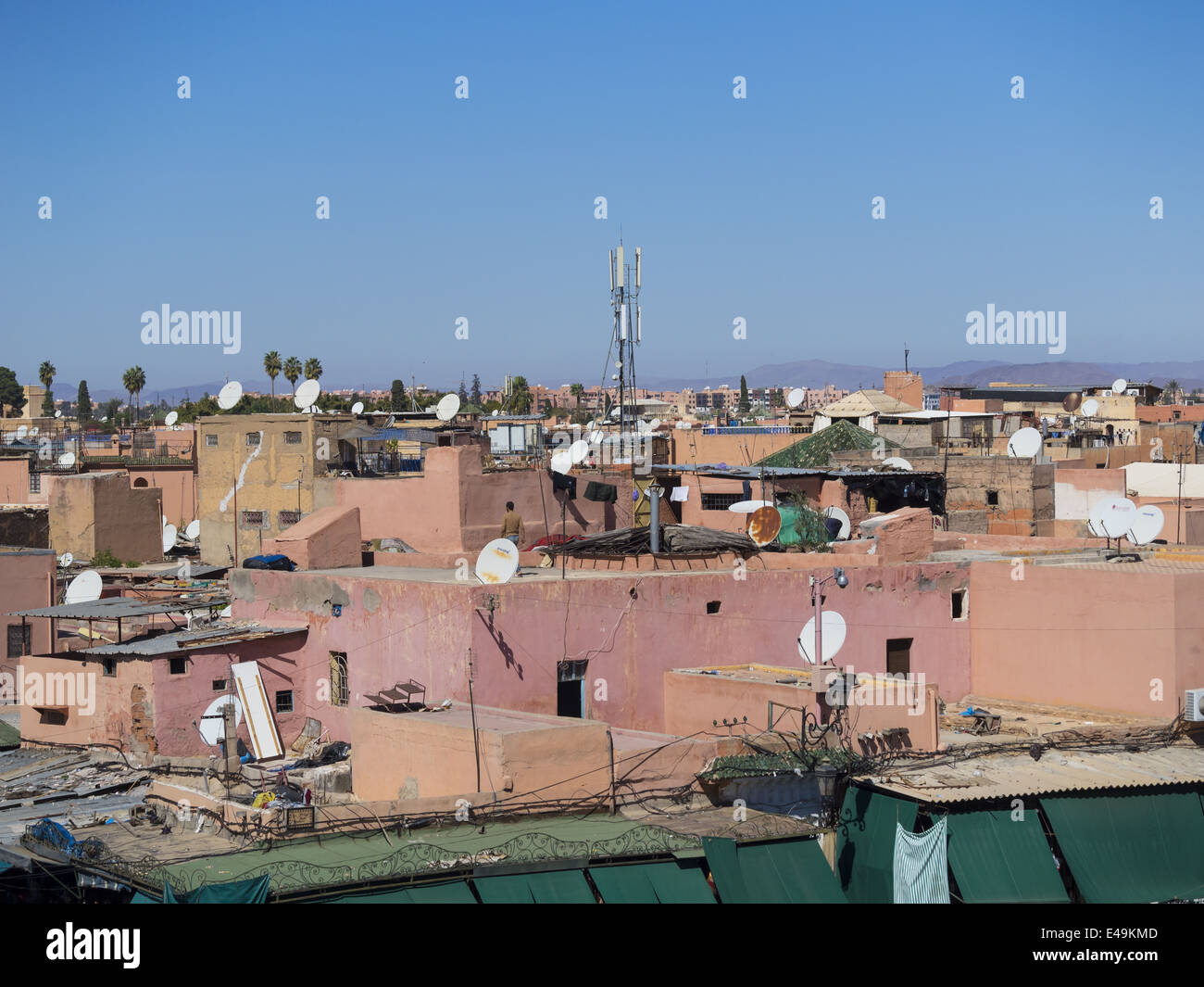 Africa, Morocco, Marrakesch-Tensift-El Haouz, view to roof tops of ...