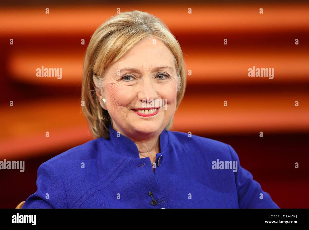 Poltikwissenschaftlerin hi-res stock photography and images - Alamy