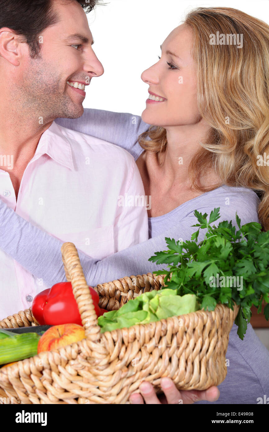 Couple gazing eyes hi-res stock photography and images - Alamy