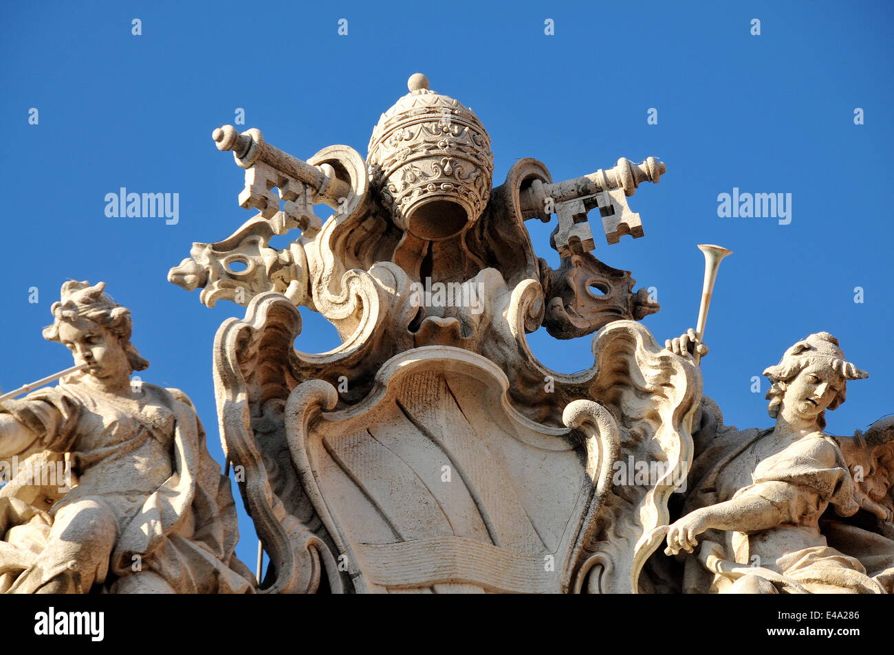 Detail of the Arms of Pope Clement II, Trevi Fountain, Rome, Lazio ...