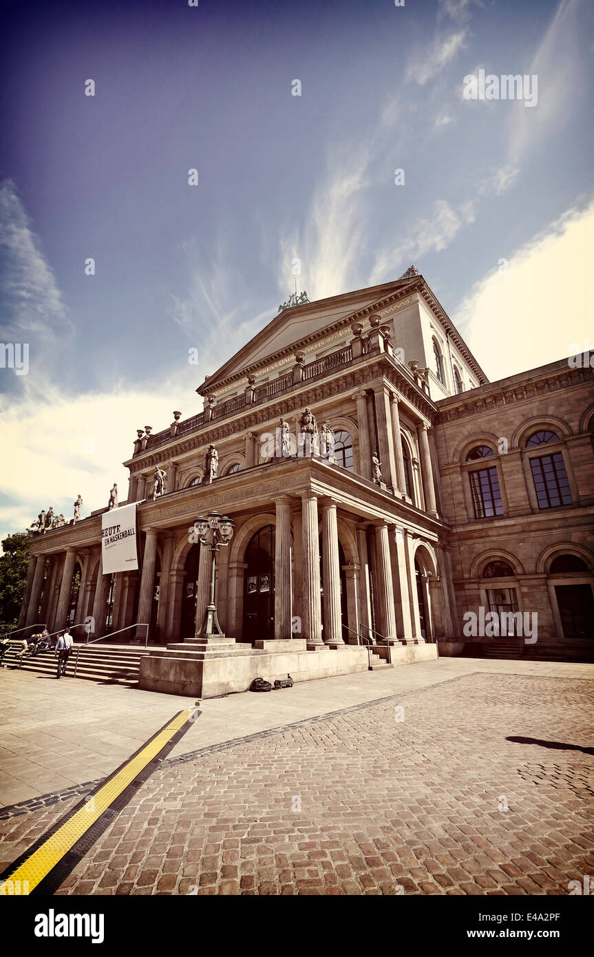 Hannover opera house hi-res stock photography and images - Alamy