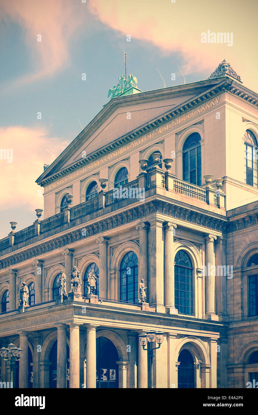 Germany, Lower Saxony, Hannover, State opera in the evening light Stock ...