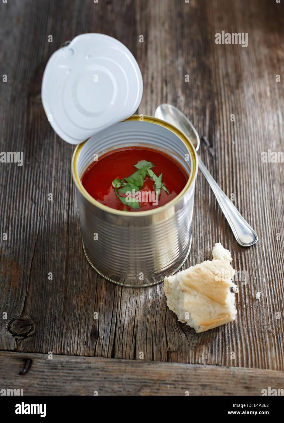 Soup tin can hi-res stock photography and images - Alamy