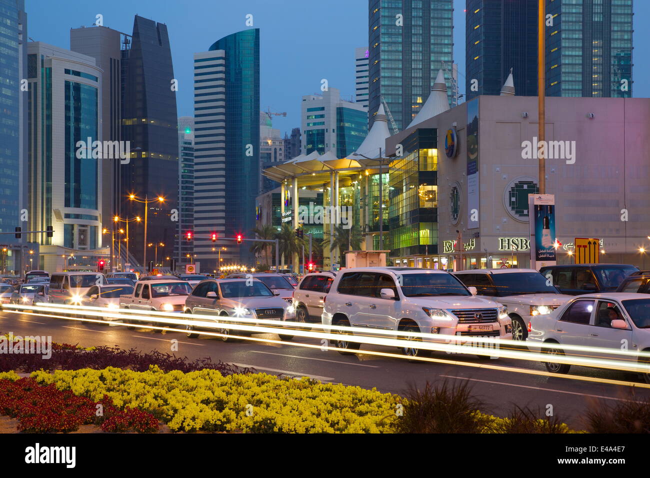 Architecture in doha hi-res stock photography and images - Alamy