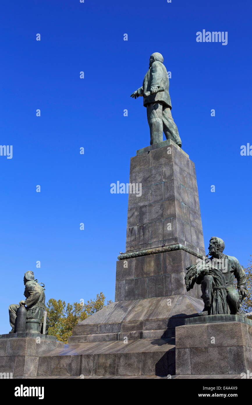 Ukraine crimea sevastopol lenin statue hi-res stock photography and ...