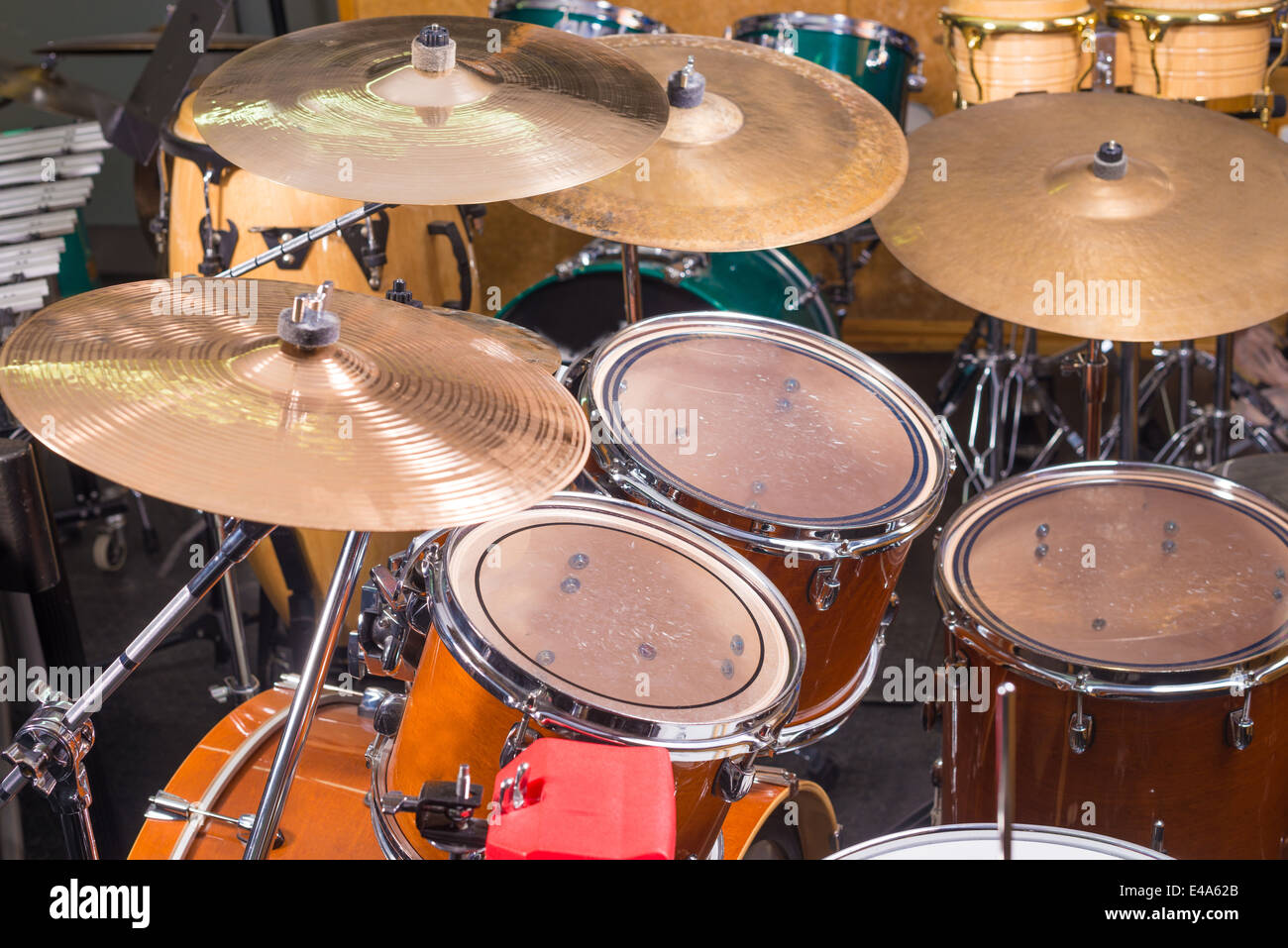 Drum kit hi-res stock photography and images - Alamy