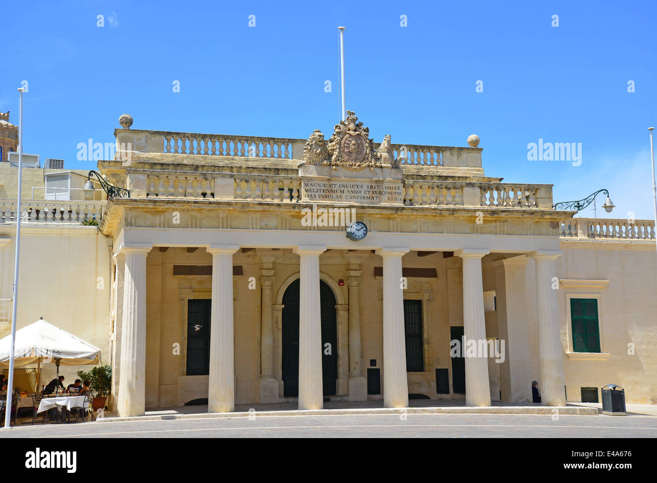 Main guard building hi-res stock photography and images - Alamy