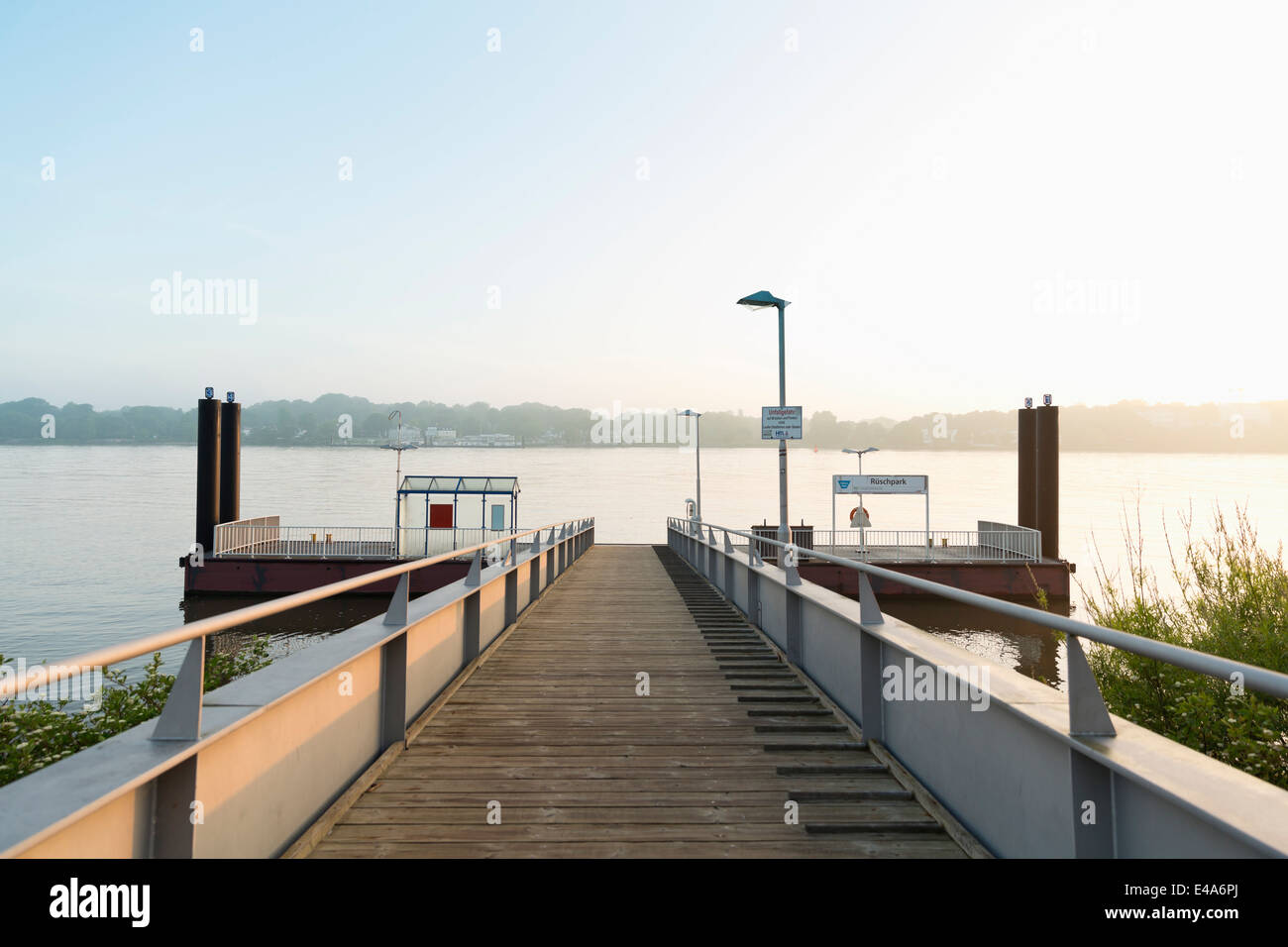 Germany, Hamburg, Landing jetty Rueschpark at Finkenwerder Stock Photo ...