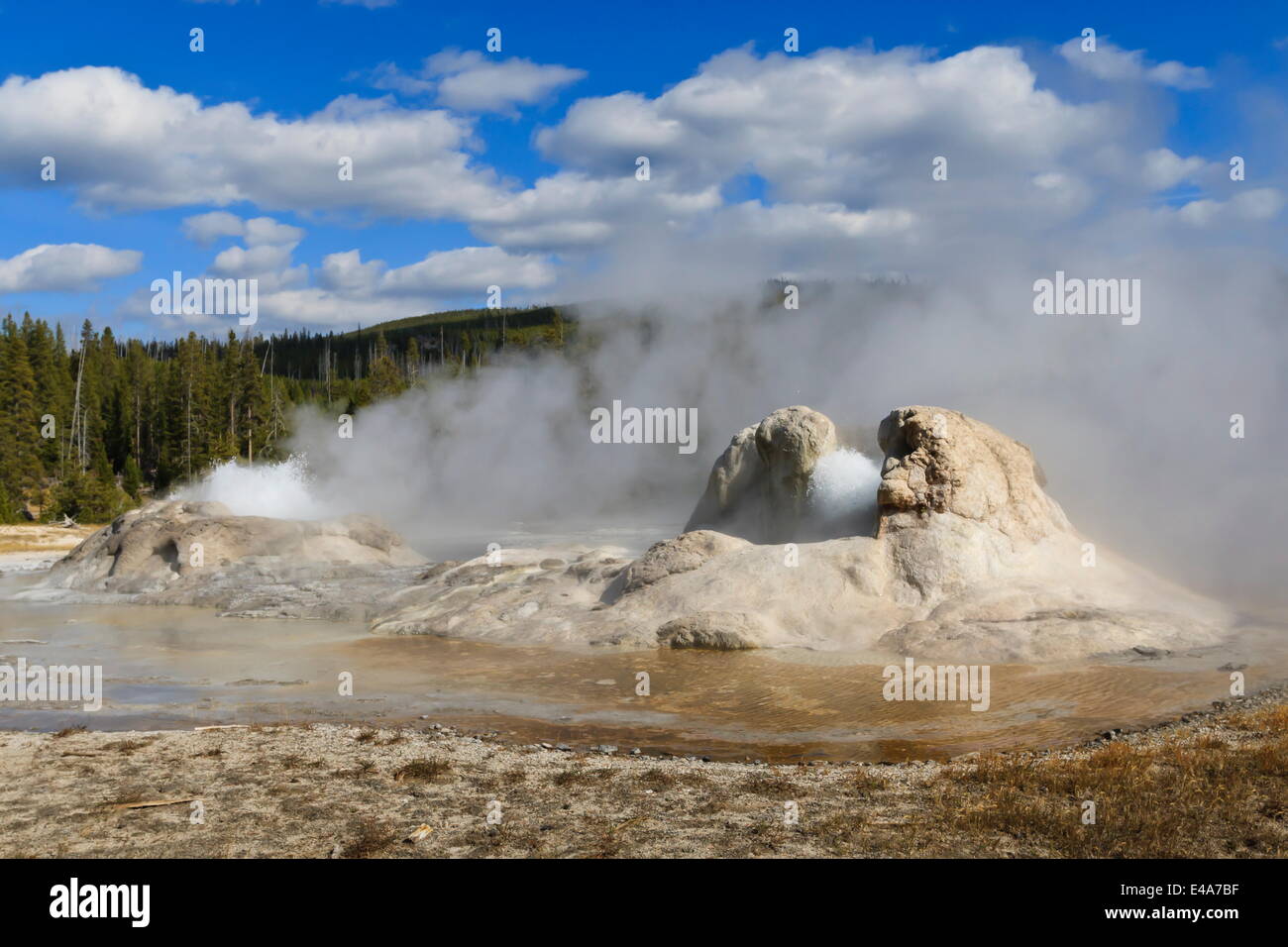 Rocket geyser hi-res stock photography and images - Alamy