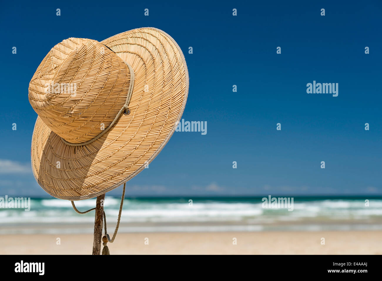 Broken straw hat no people hi-res stock photography and images - Alamy