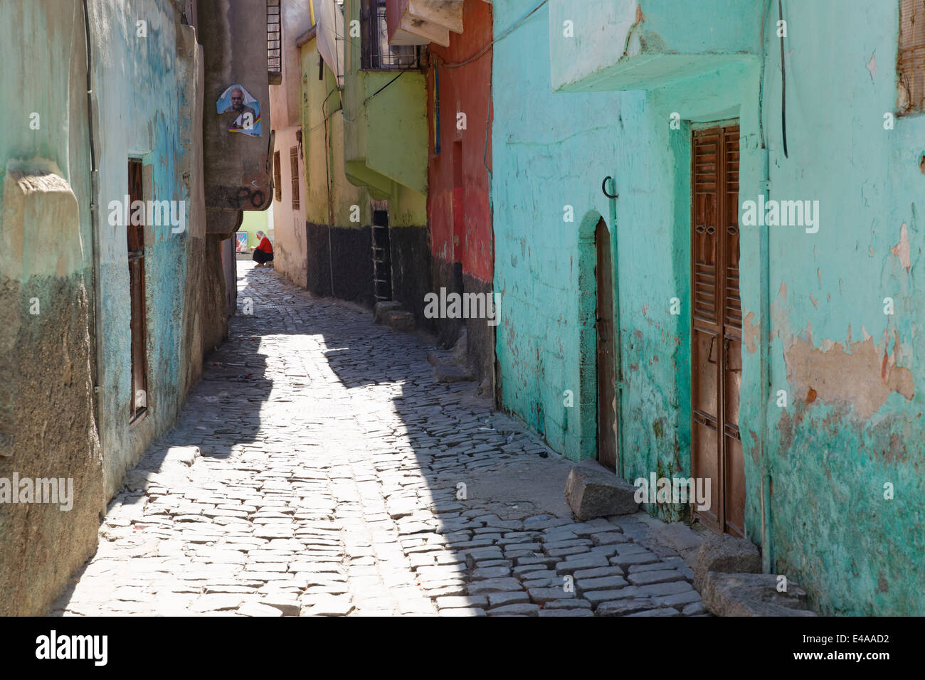 Turkey, Diyarbakir, view to alley in old town Stock Photo - Alamy