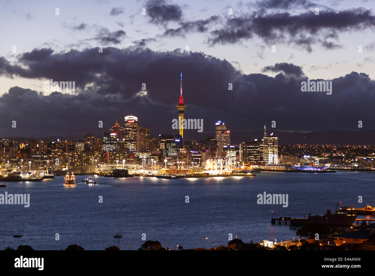 New Zealand, view to Auckland at evening twilight Stock Photo - Alamy