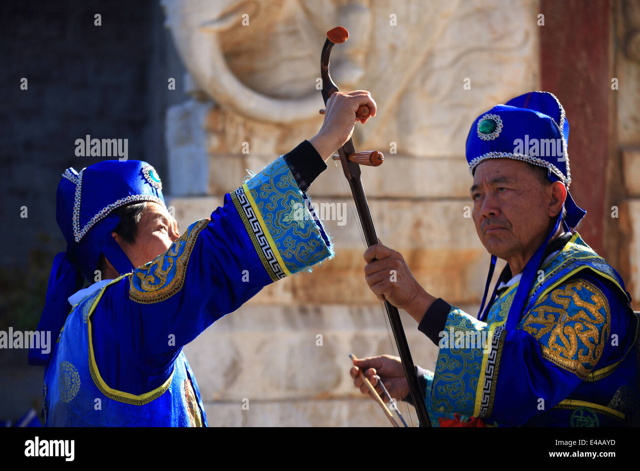 Old traditional Chinese musicians play in the Confucius temple in ...