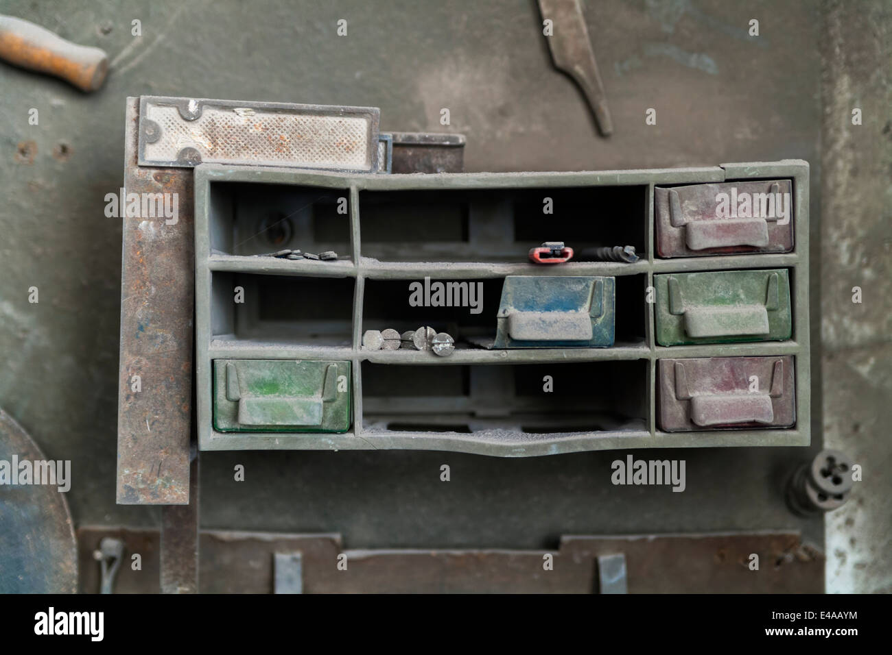 Bent box hi-res stock photography and images - Alamy