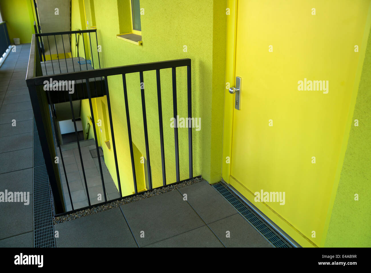 Multi use house entrance hi-res stock photography and images - Alamy