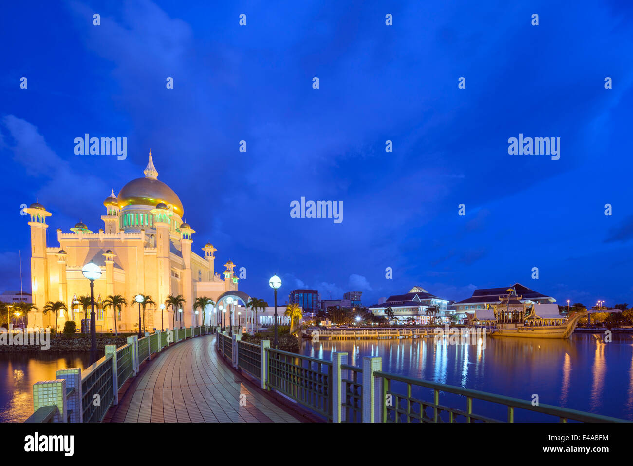 South East Asia, Kingdom of Brunei, Bandar Seri Begawan, Omar Ali ...