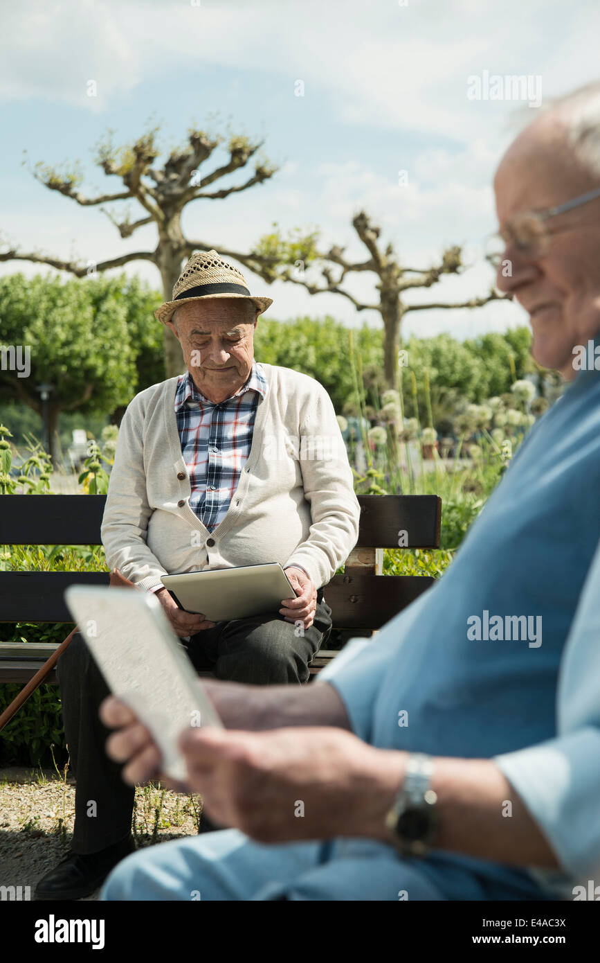 100 years of friendship hi-res stock photography and images - Alamy