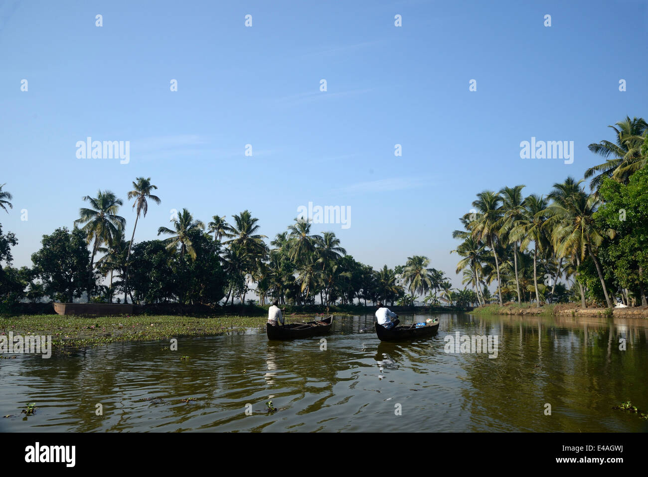 Boat in lagoon kerala hi-res stock photography and images - Alamy
